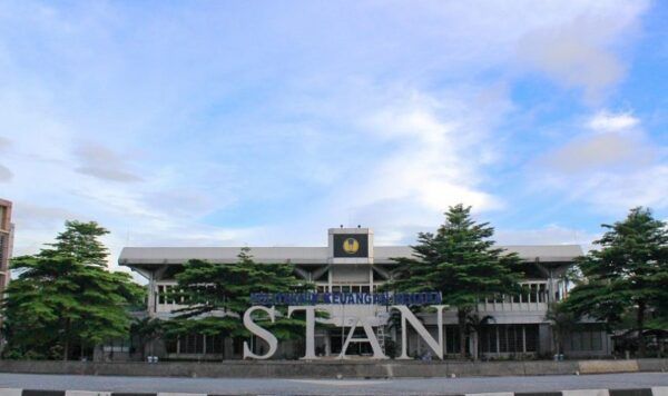 Trik Lolos Seleksi: Syarat Masuk STAN & Tips Belajarnya